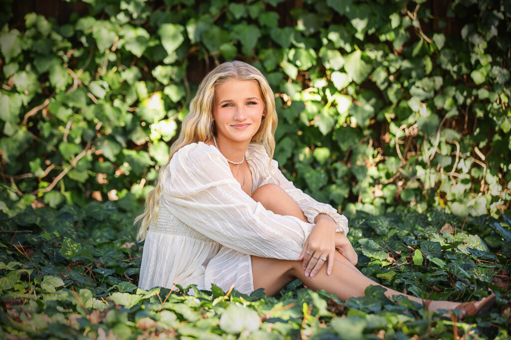 Abby (and Hogan)– CHS Class of 2024 – Live Oak, FL Senior Session ...